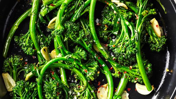 Garlic & Lemon Broccolini – Rusty Hinges Ranch